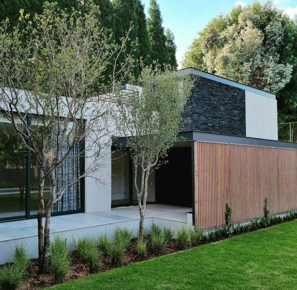 Silver Blue Strip Walling - Masterstone